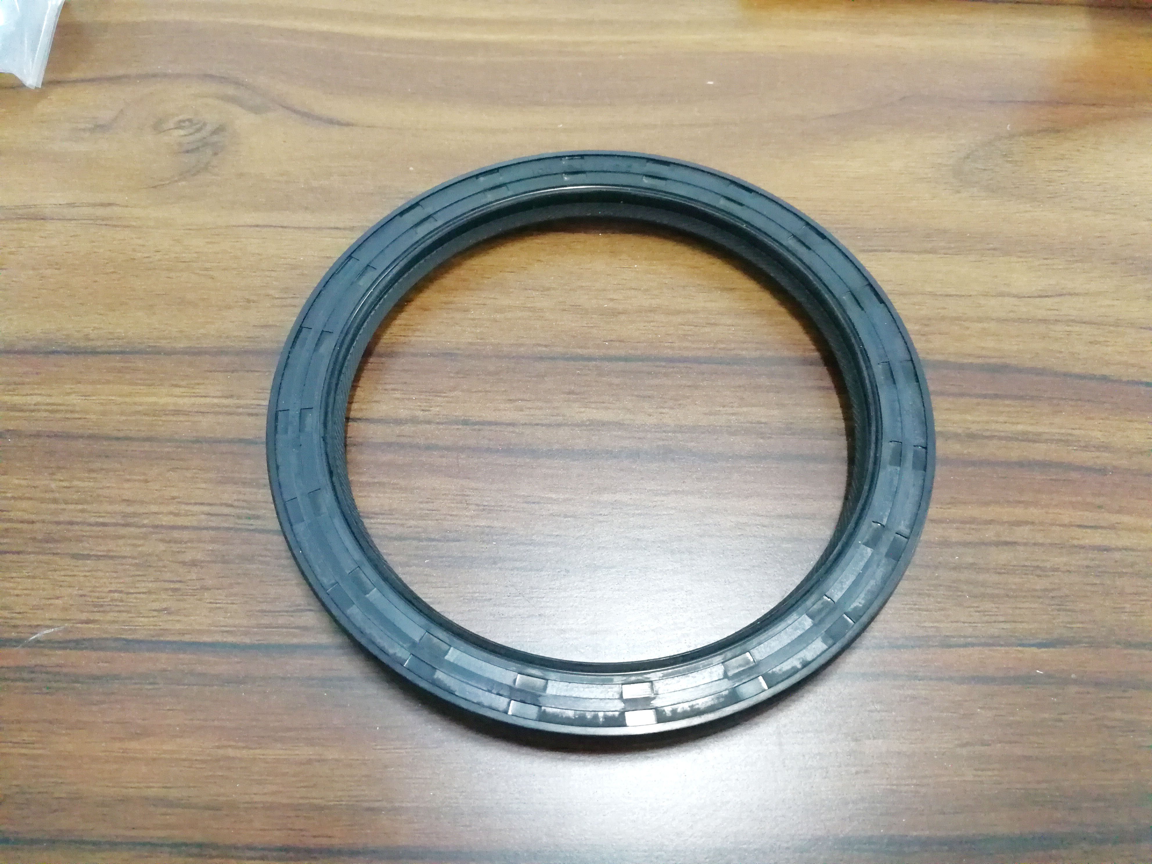 BENZ and MAN oil seal rear wheel oil seal (divided body)145*175*14 ...